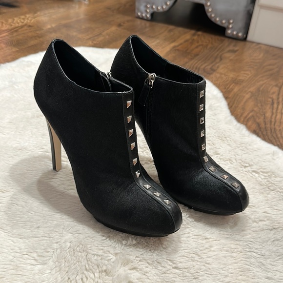 ABS Allen Schwartz | Shoes | Abs By Allen Schwartz Heeled Booties ...